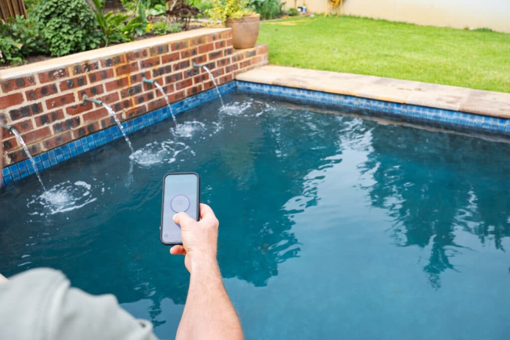 Smart Pools: The Future of Effortless Pool Maintenance & Luxury